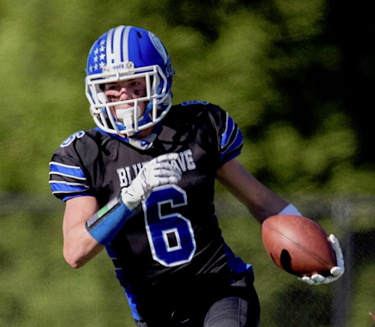 31 Straight: Wave shuts out Warde, Joyce throws 2 TD