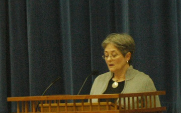 NEWSFLASH: Former Planning & Zoning chairman Susan Cameron submits ...