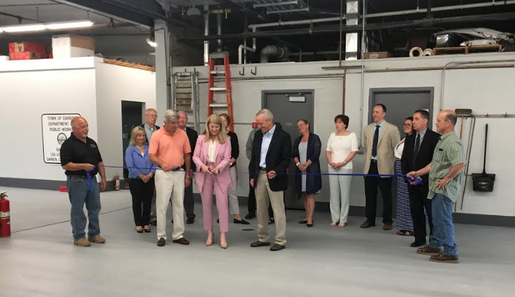 Ribbon cutting held to open renovated Darien DPW Garage