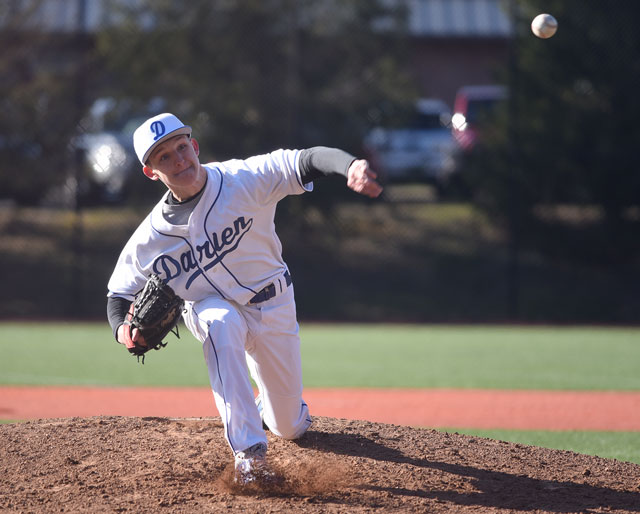 Jordan pitches Darien baseball past Trumbull Eagles, 4-0