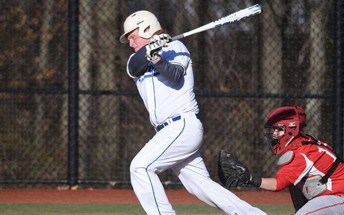 Darien baseball handles Greenwich 9-2 in FCIAC opener