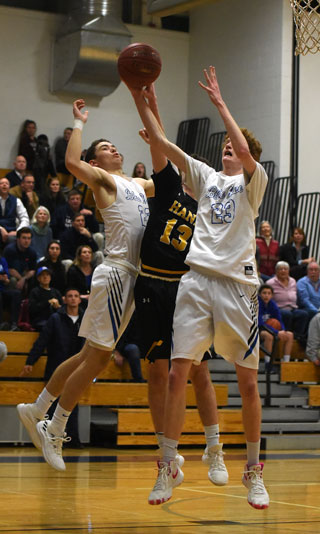 Daniel Hand bumps Darien boys basketball from State playoffs