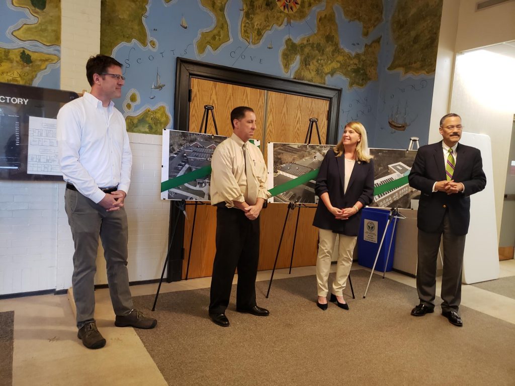 Darien celebrates new solar panels with ribbon cutting