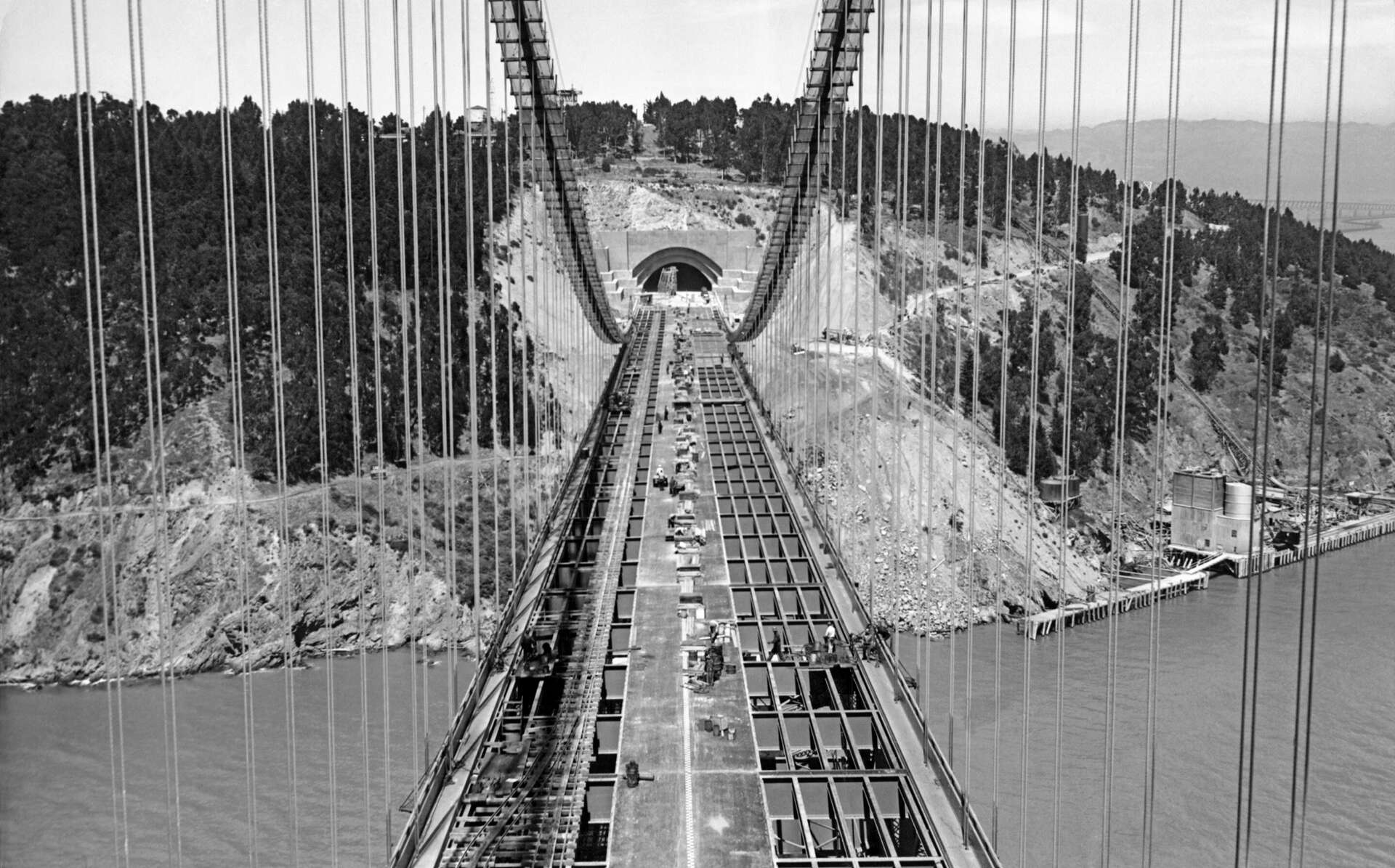 The spectacularly doomed plan to fill the San Francisco bay with a 36 ...