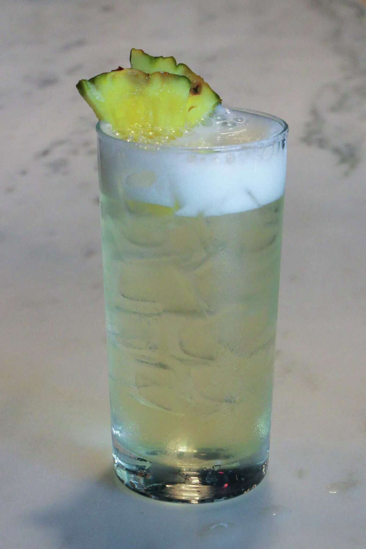 Loch Bar brings seafood tavern concept to River Oaks