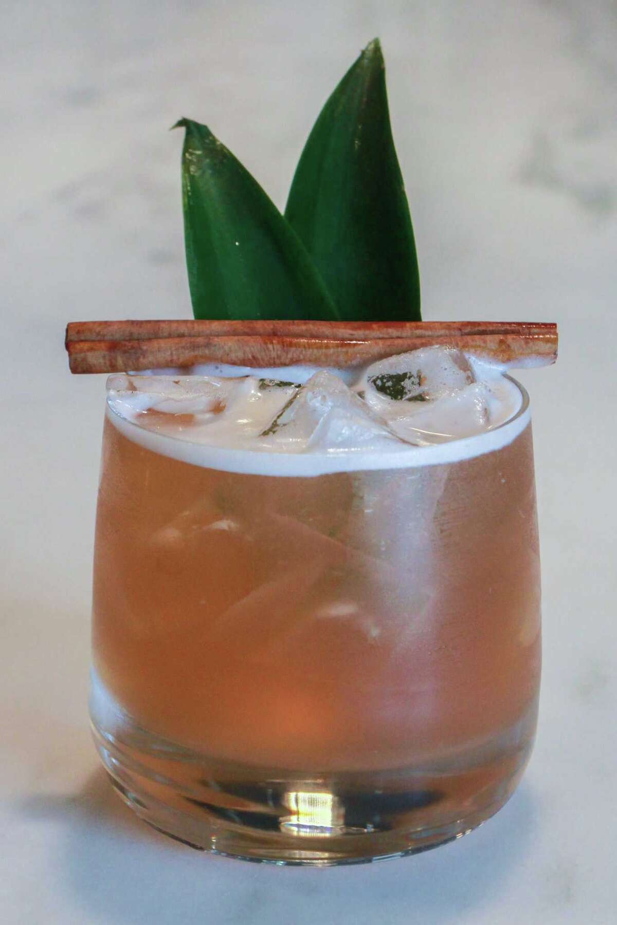 Loch Bar brings seafood tavern concept to River Oaks