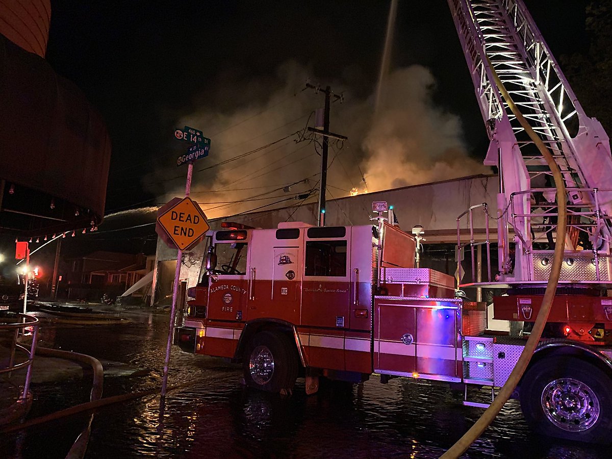 San Leandro structure fire torches upholstery store, prompts evacuations