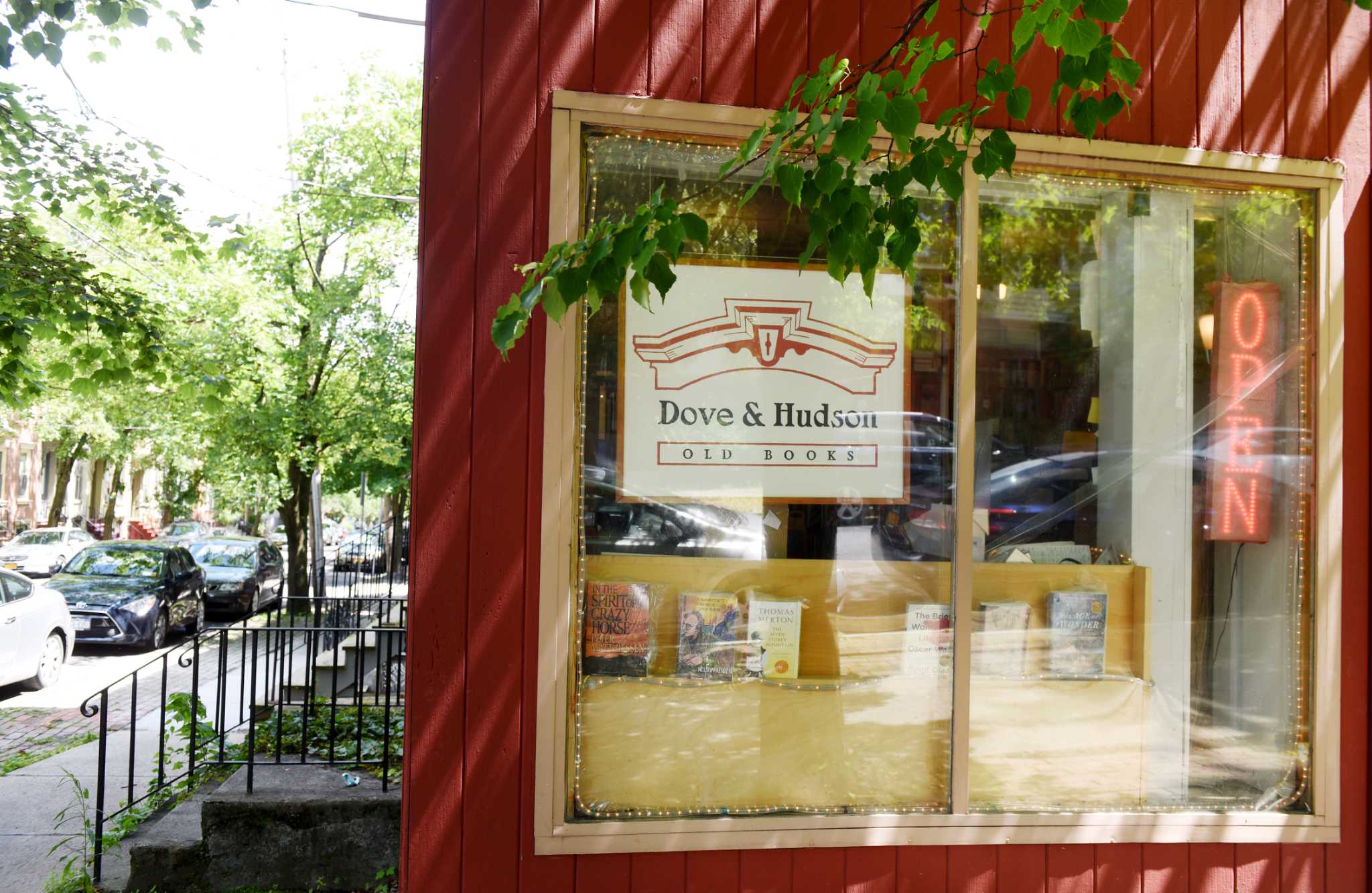 Churchill: A new owner for Albany's Dove and Hudson bookstore