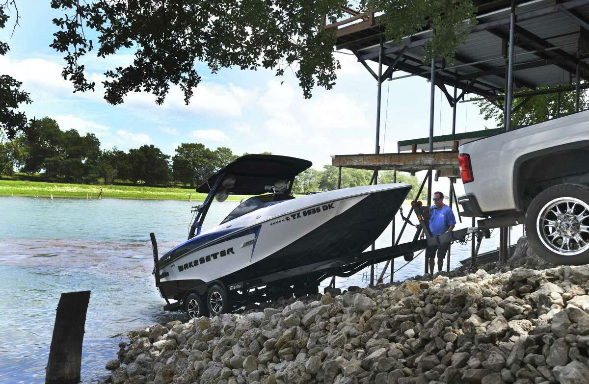 Residents of Guadalupe River lakes brace for worst