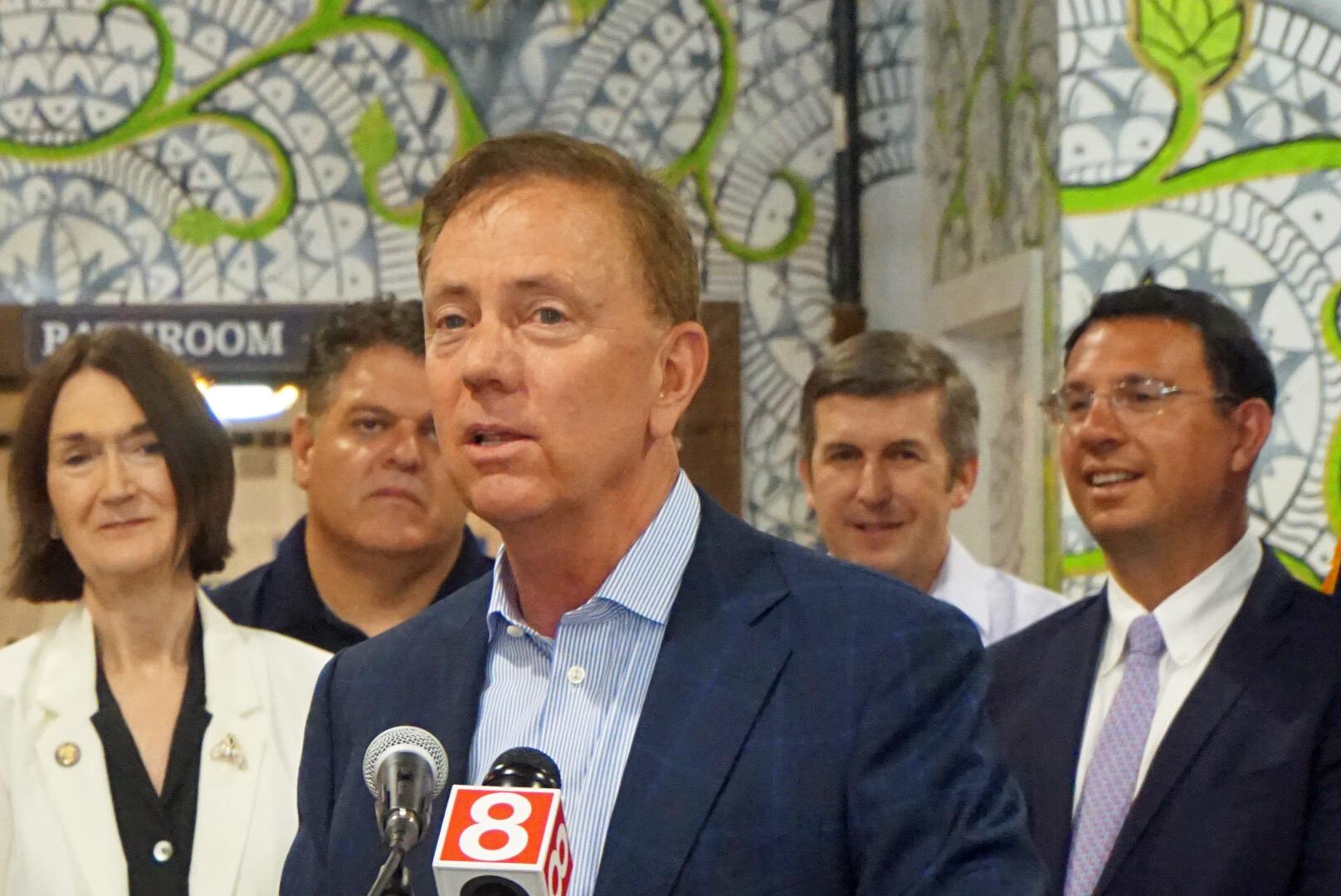 Summer tolls vote may be difficult for Lamont