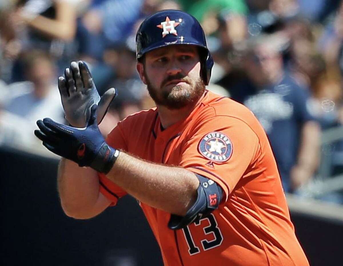 Astros’ Tyler White accentuates the positive