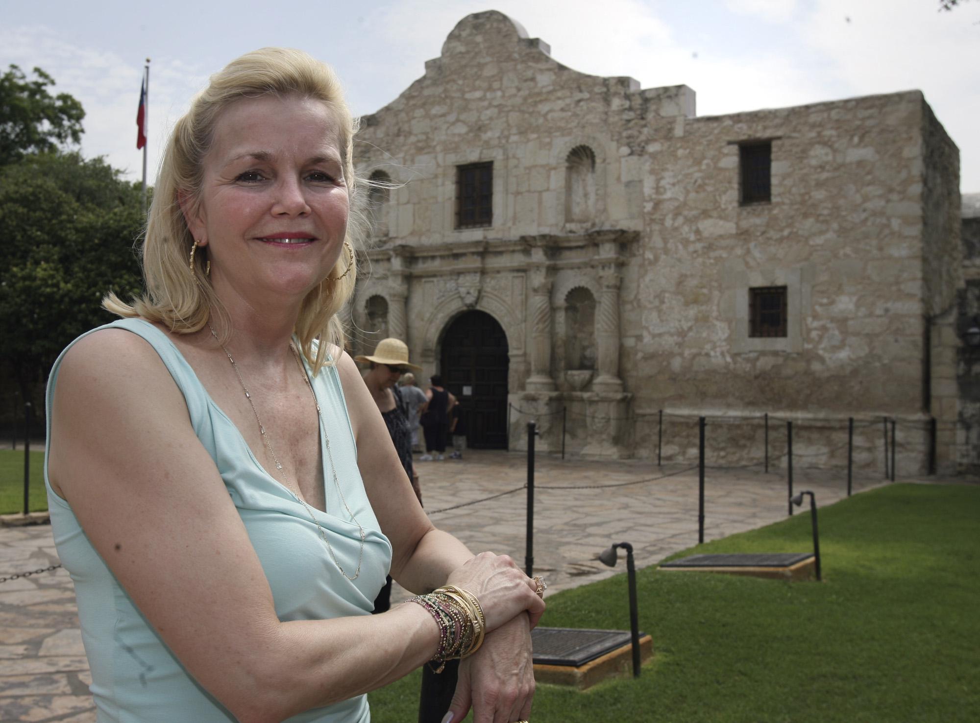 Bowman formed nonprofit that runs Alamo