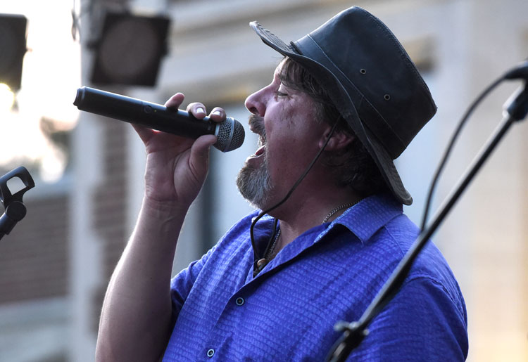 The Short Bus Band rocks big crowd in Waveny Park (slideshow)