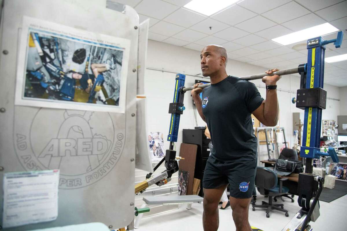 To infinity and beyond: How scientists work to keep astronauts alive in ...