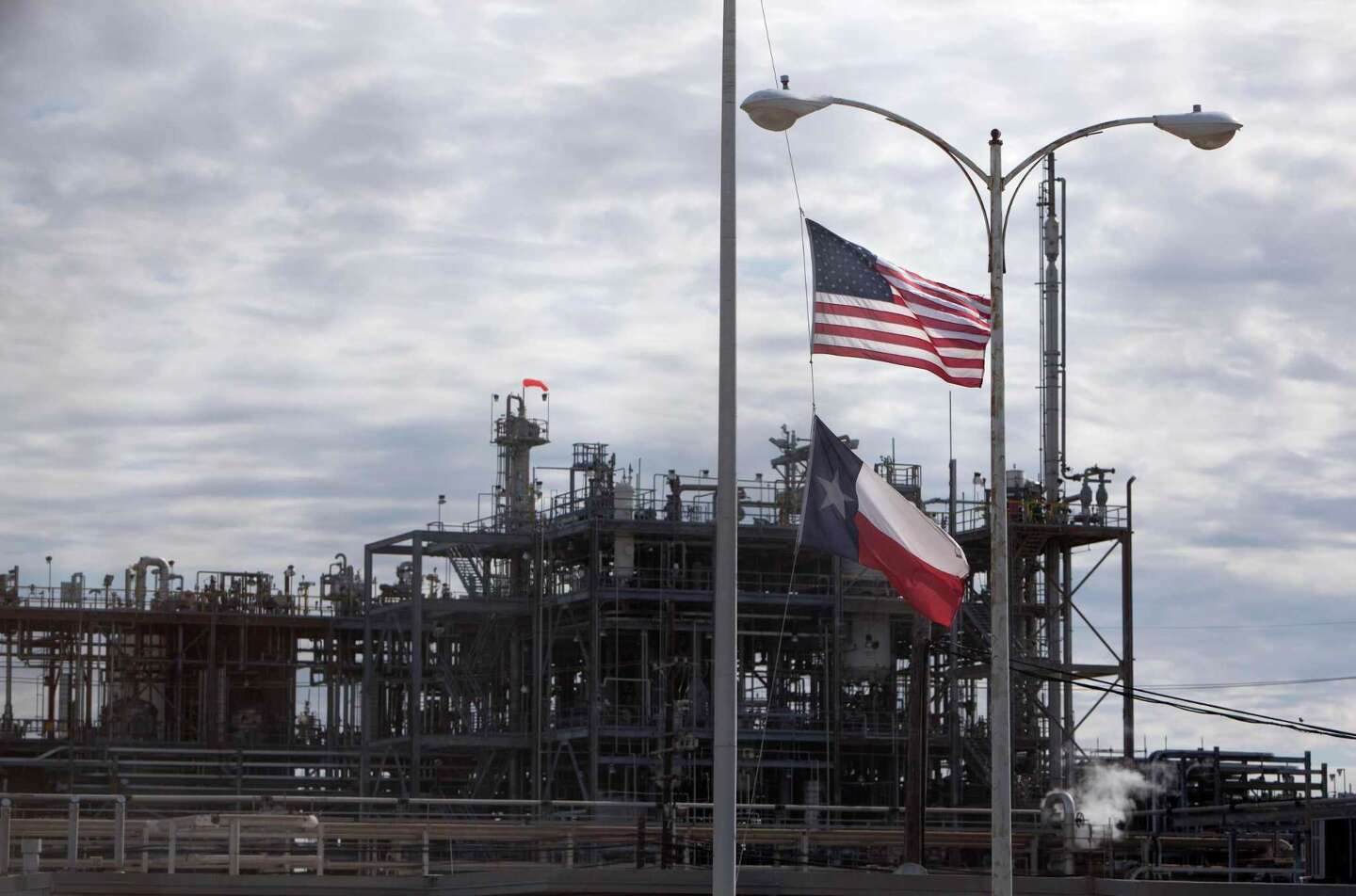 Feds: Safety deficiencies led to 2014 chemical release that killed 4 at ...