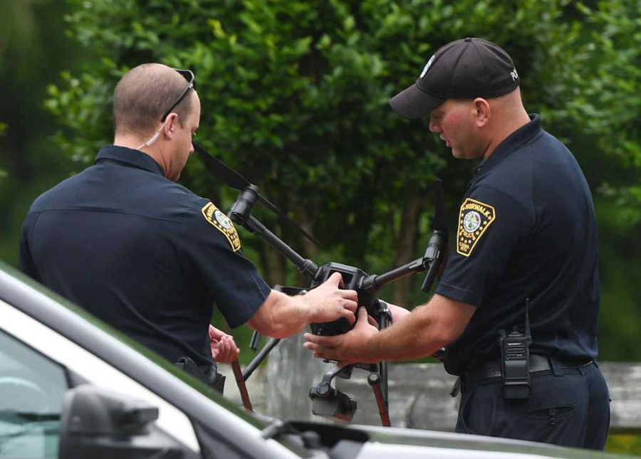 Missing New Canaan Woman Jennifer Dulos Case Troconis Can Leave Ct