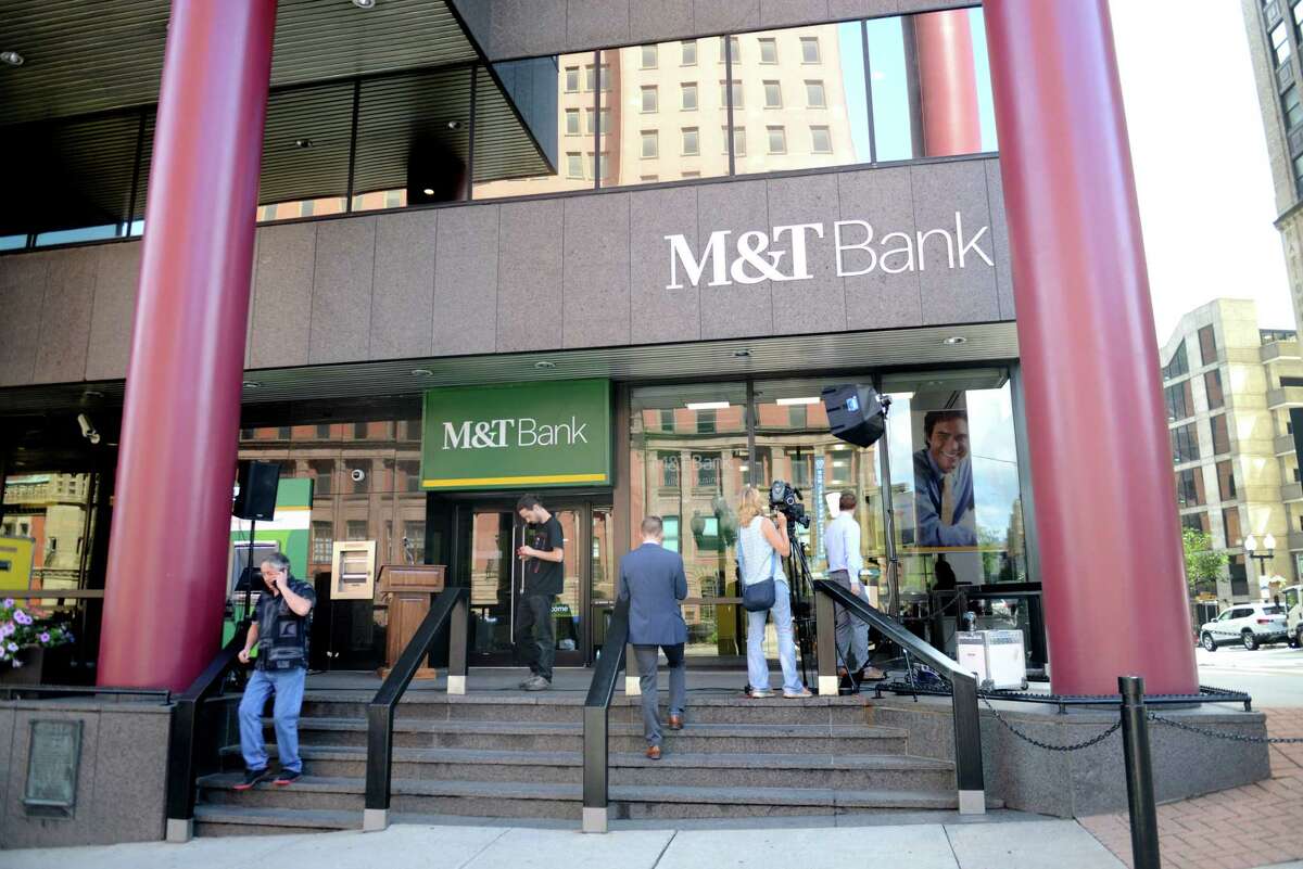 Photos: Redesigned Albany M&T branch opens