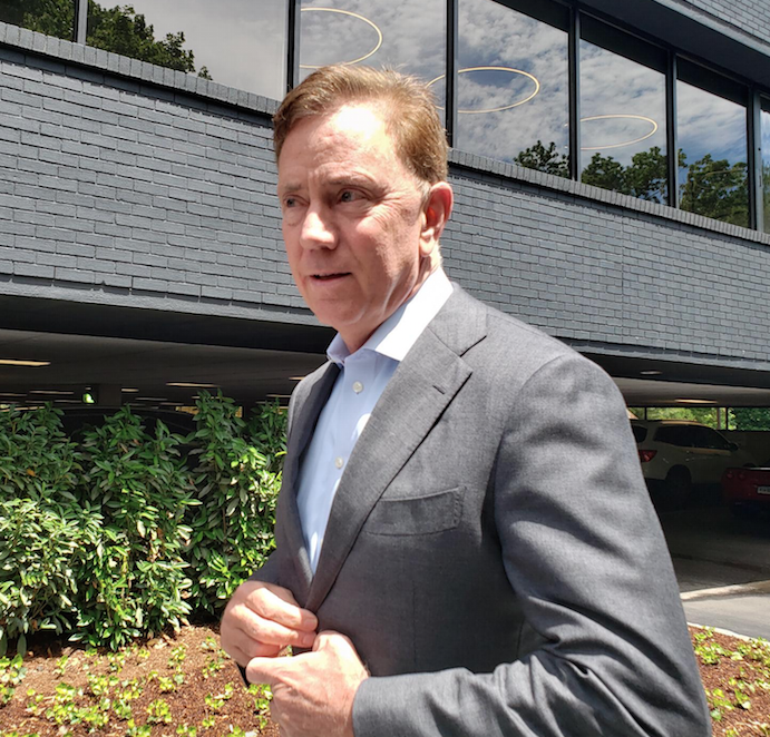 Lamont hears women’s concerns at new Darien coworking center