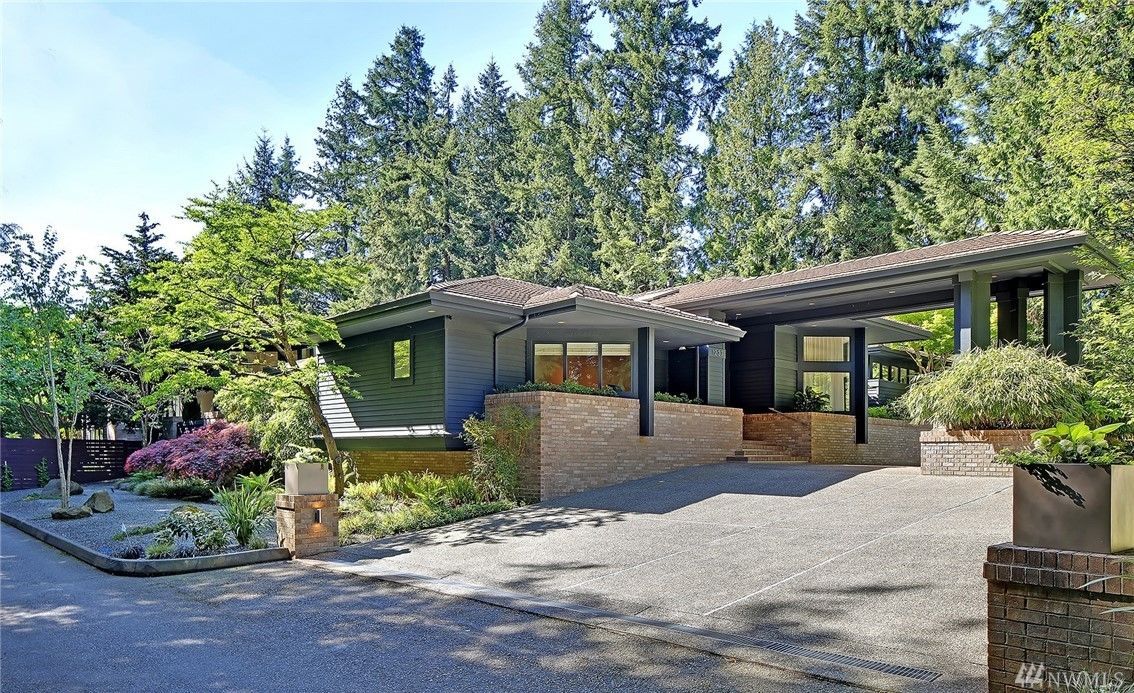 Live in the lap of luxury with this $5.7 million Medina estate