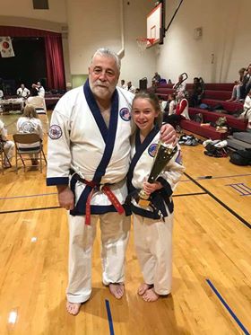 Bergers shine at karate championship