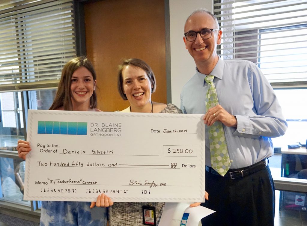 ‘My Teacher Rocks’: Spanish professor wins contest’s top prize