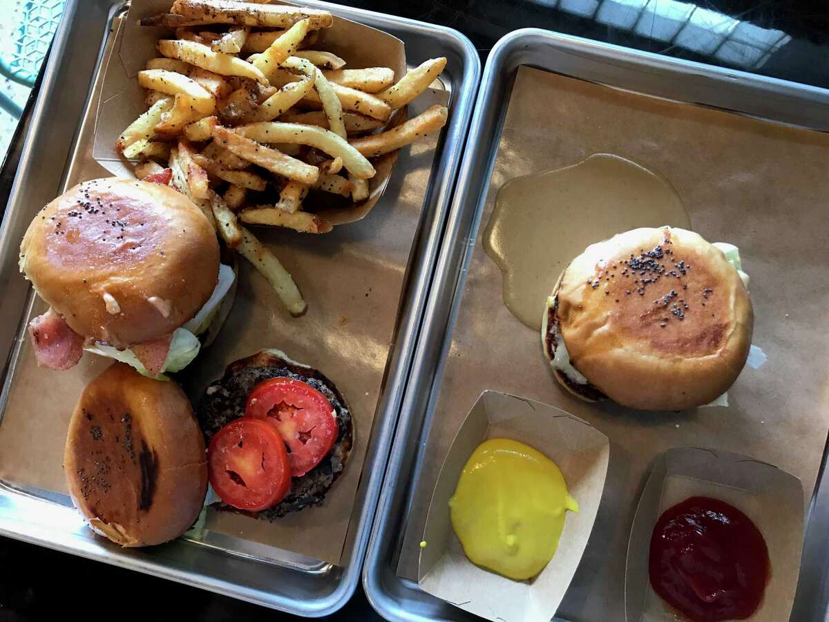 Review: New Mr. Juicy burger joint a win in Olmos Park