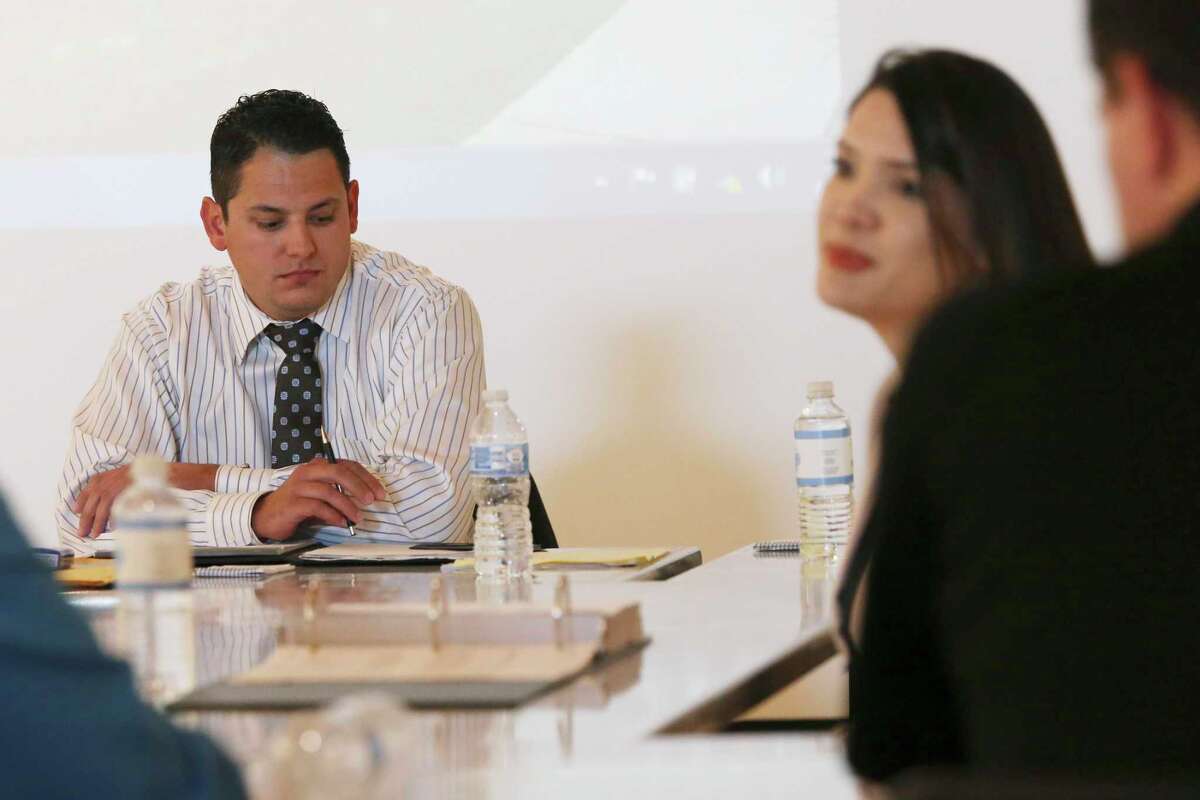 A woman who accuses ex-fiance, a San Antonio police officer, of ...