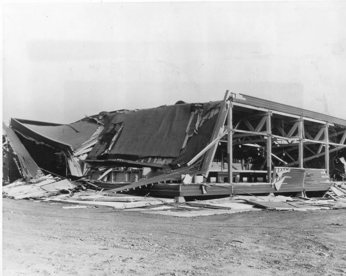 Port Chicago disaster: Unpublished photos of a World War II tragedy in ...