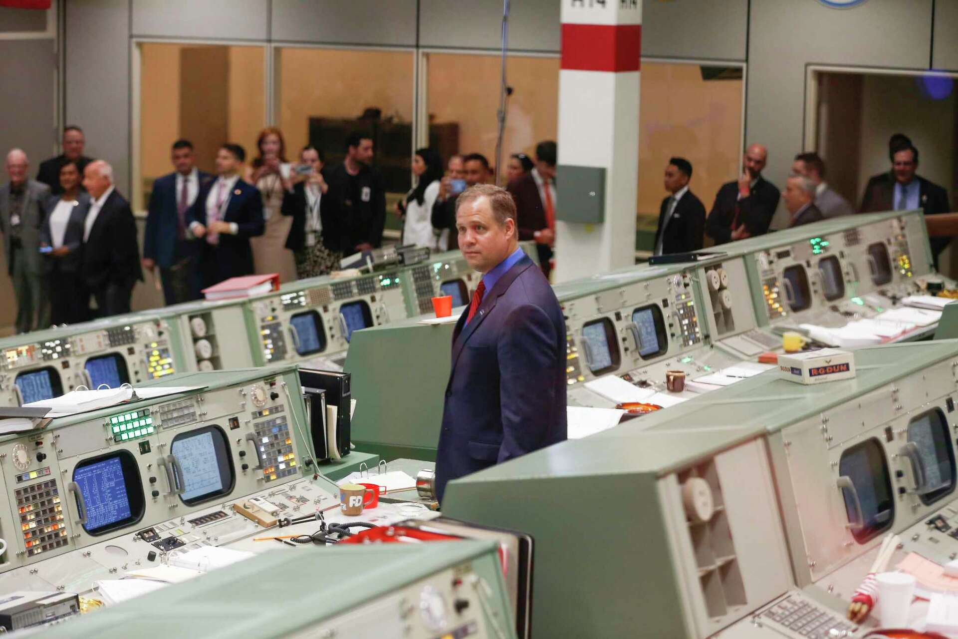 Step Back in Time: Apollo-era Mission Control room newly restored for ...