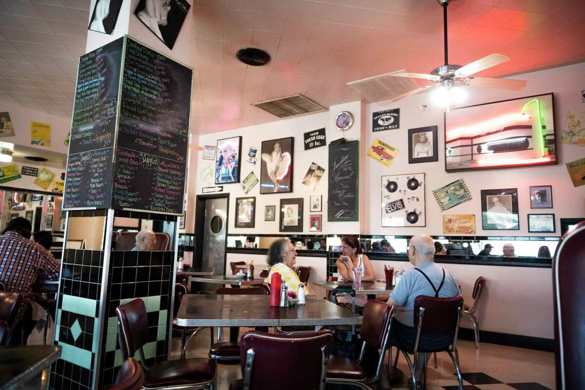 San Antonio’s best fried chicken: 410 Diner