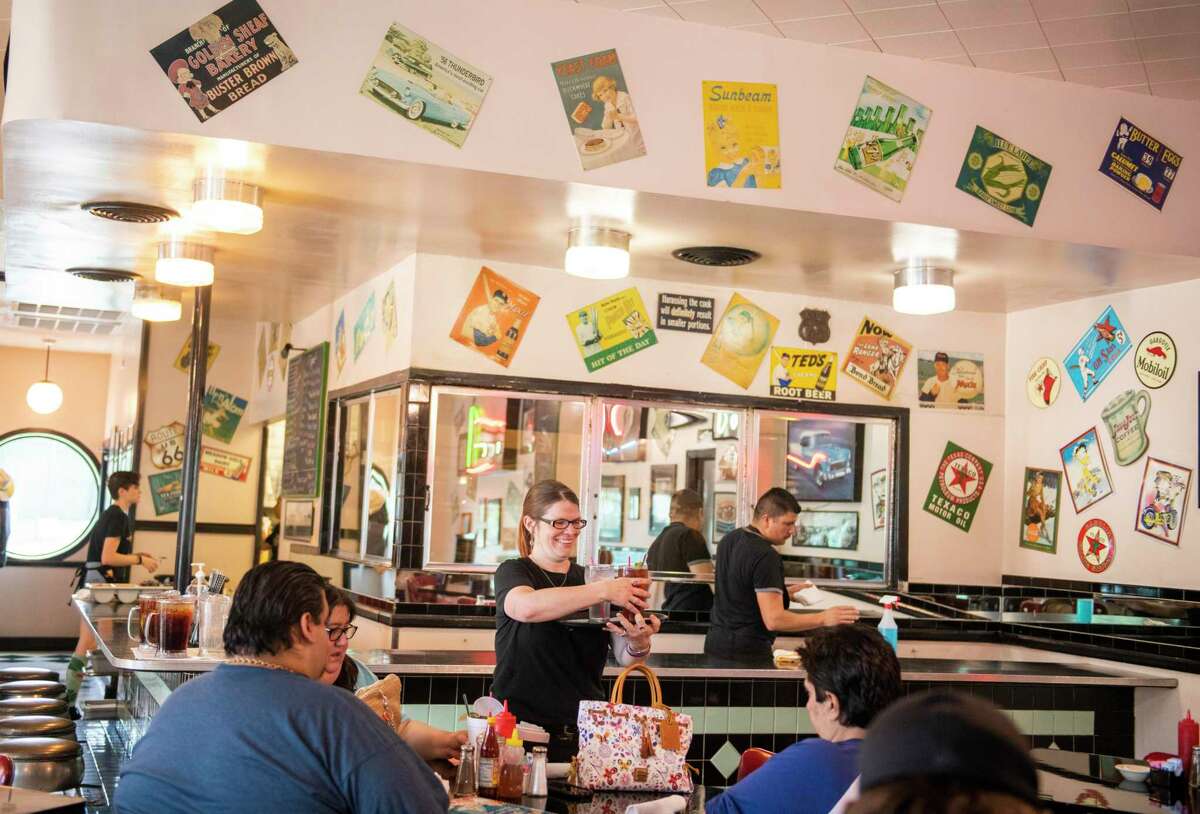 San Antonio’s best fried chicken: 410 Diner