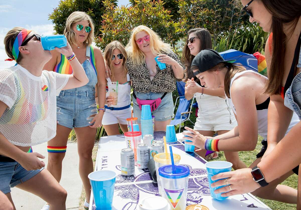 SF Pride Weekend kicks into gear with pink triangle installation, Dyke ...