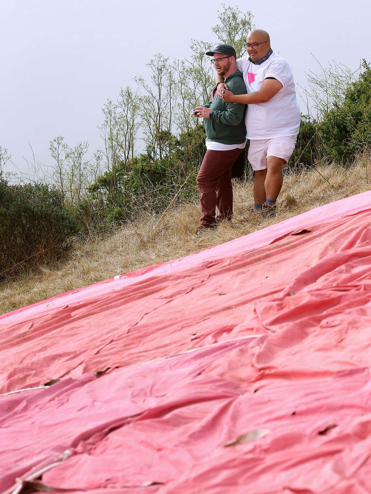 SF Pride Weekend kicks into gear with pink triangle installation, Dyke ...