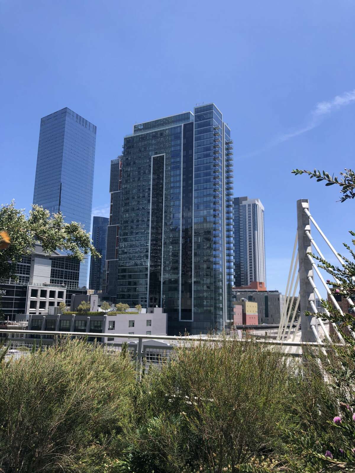 Inside the Salesforce Transit Center and its rooftop park, which ...