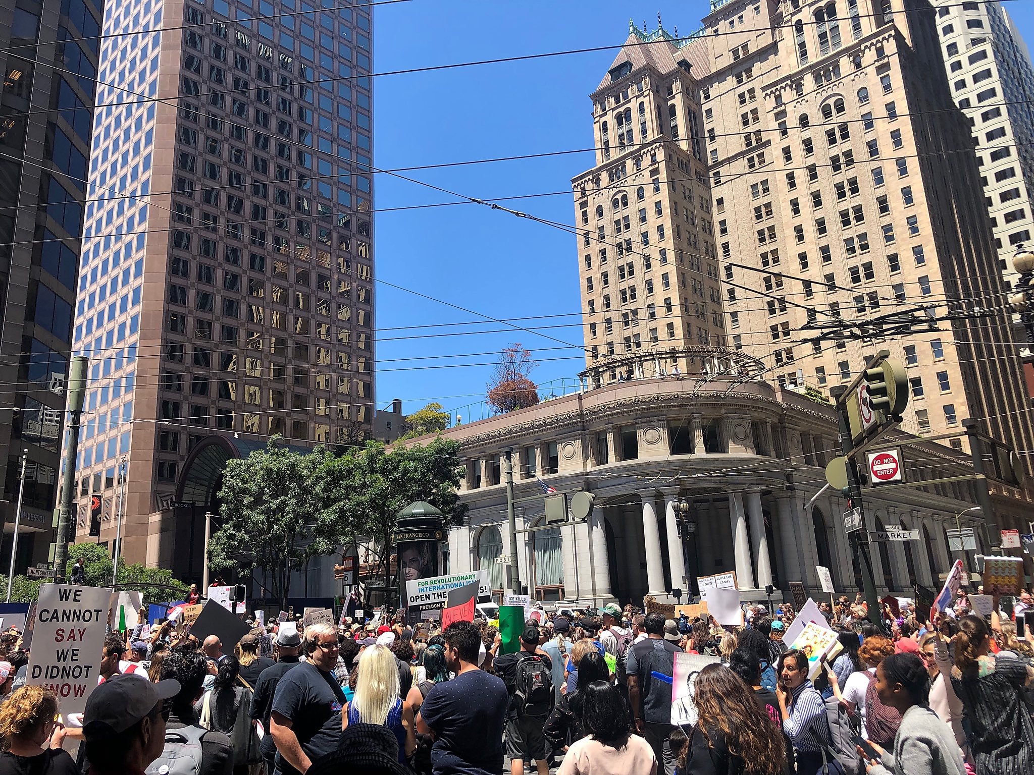 Hundreds shut down San Francisco streets to protest migrant camps