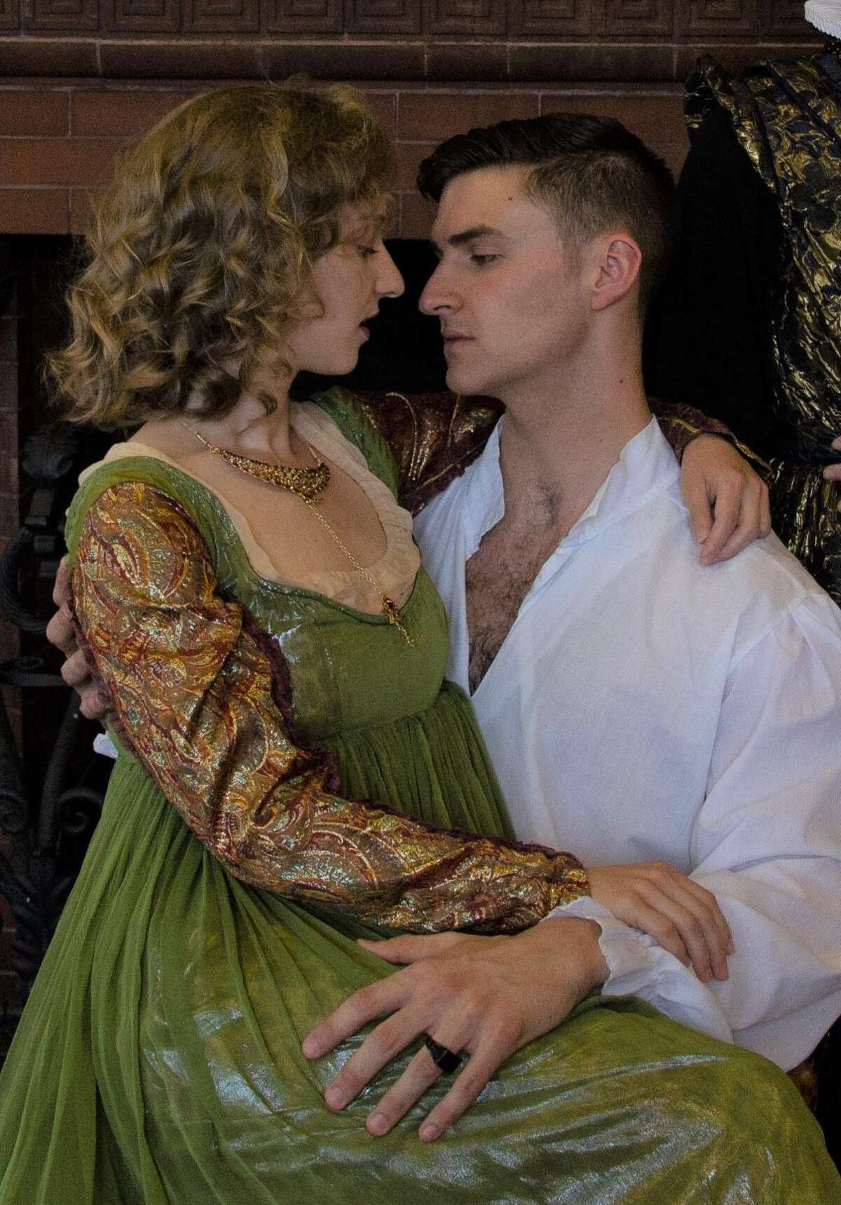 Valley Shakespeare readies ‘Henry VIII’ at Riverview Park in Shelton