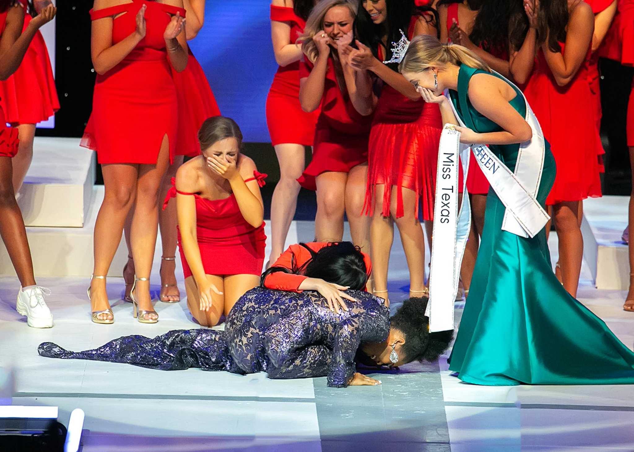Pearland woman hits floor when named as Miss Texas