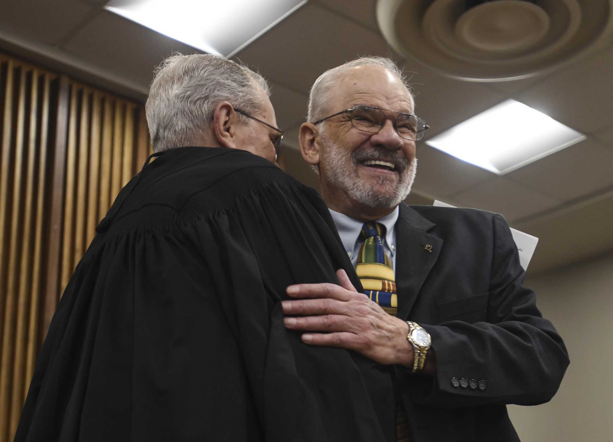 Orange Co. Judge resigns, hopeful replacement steps up