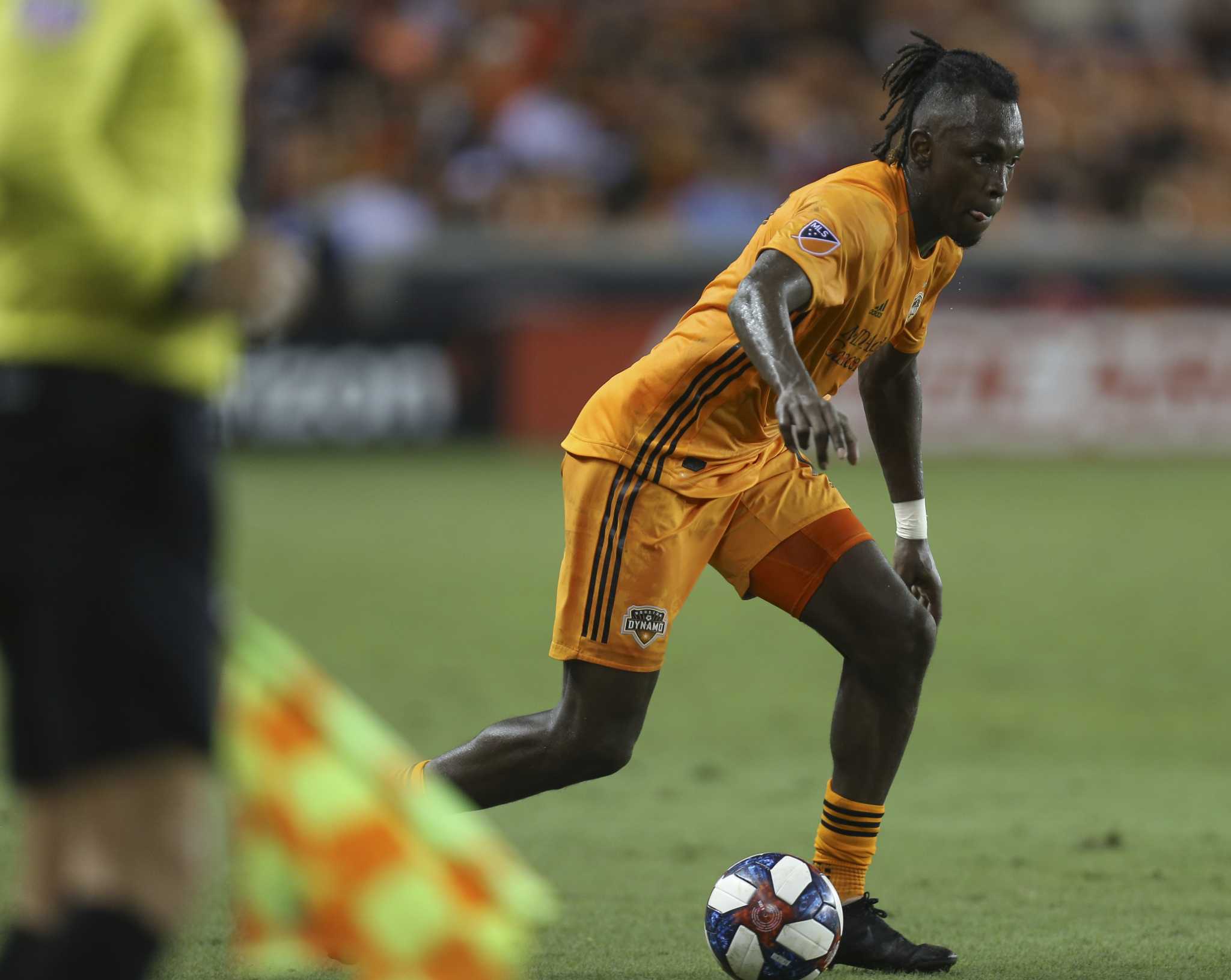 Dynamo end three-game skid with home win over Red Bulls