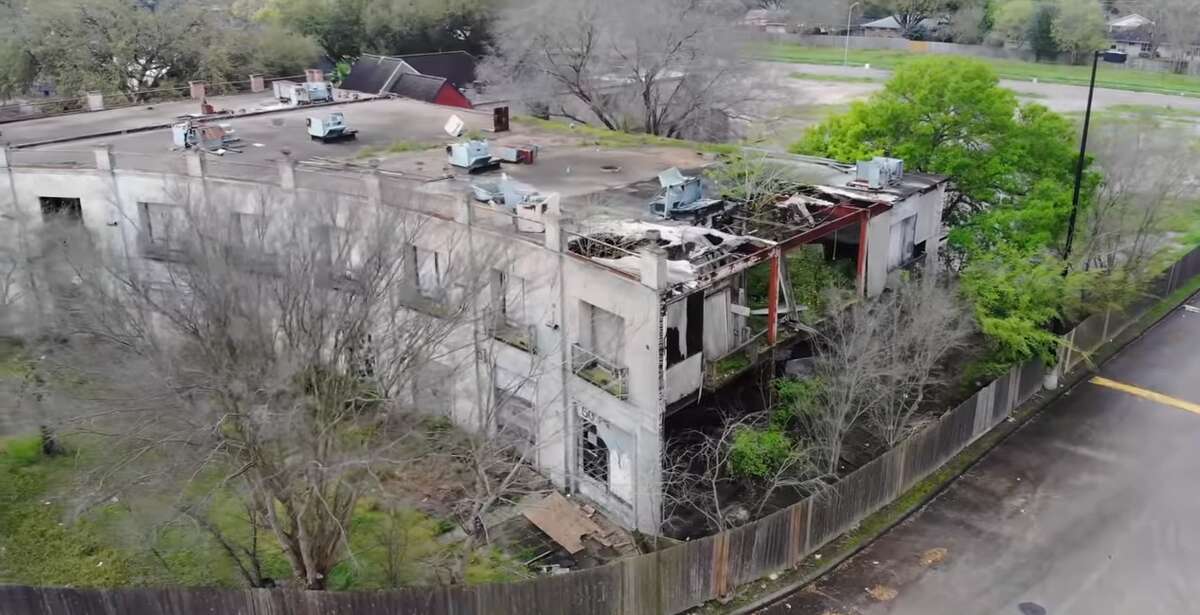 'A ruin in plain sight': Video captures abandoned, European-style ...