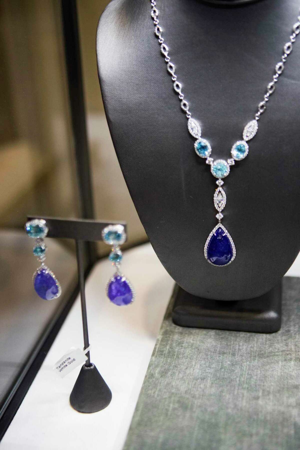 Theresa Bruno’s fine-jewelry designs are fit for a first lady