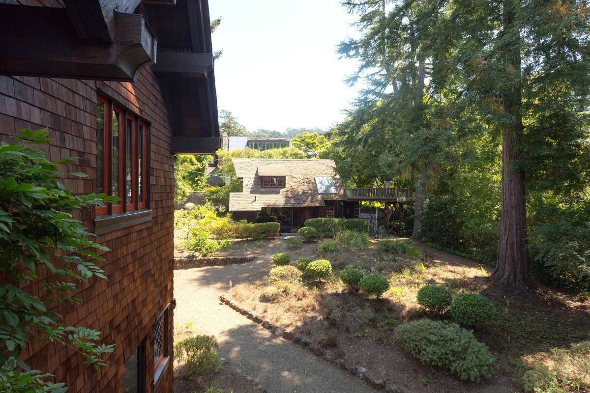 Castle-like Bernard Maybeck home near Berkeley Rose Garden listed for ...