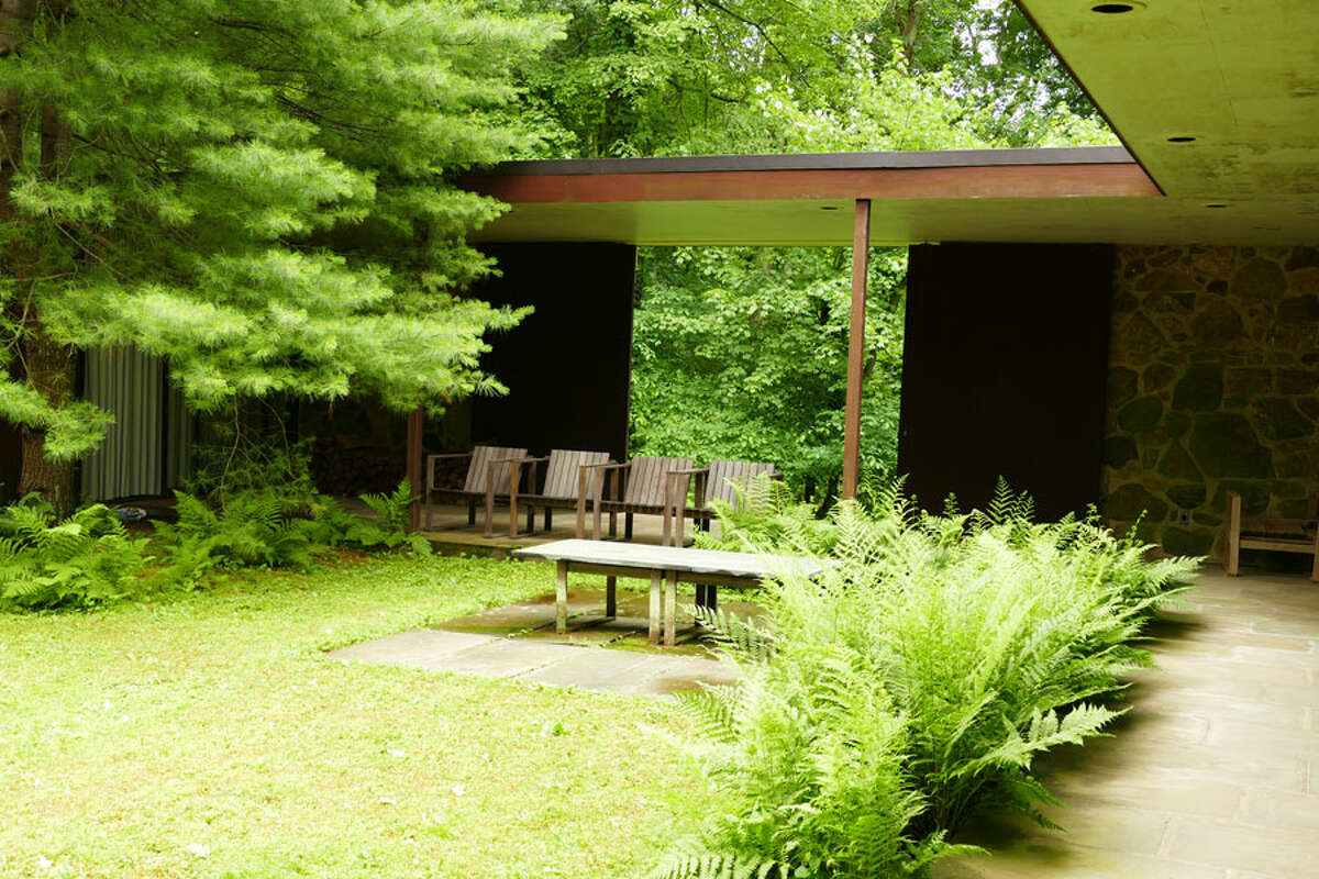 Architect Fred Noyes extends an invitation to iconic New Canaan home