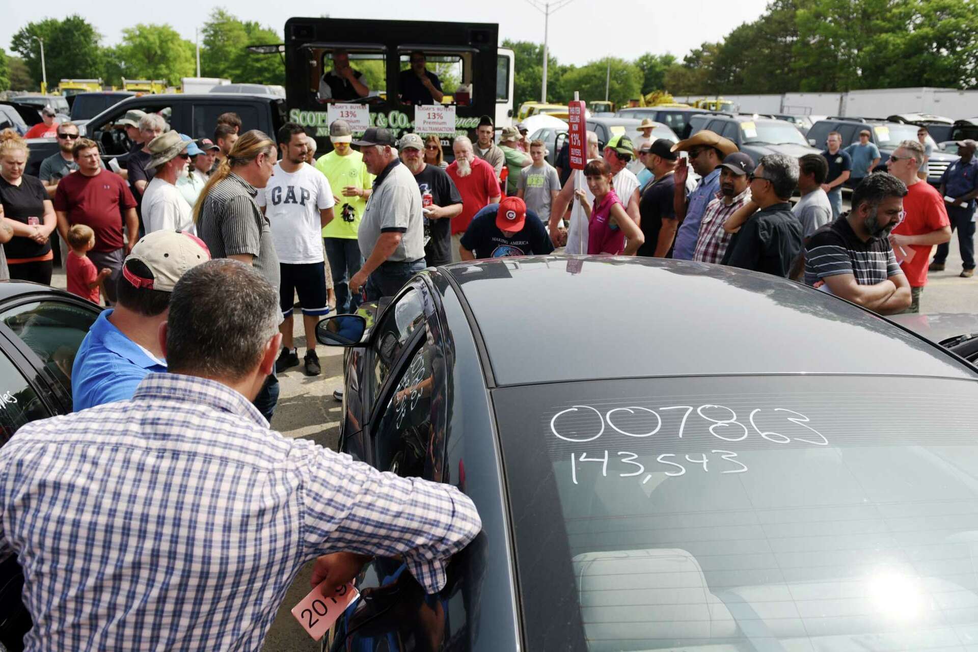 New York's surplus vehicles now auctioned online