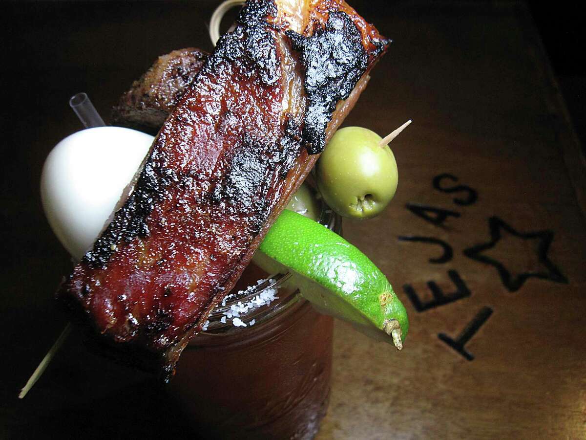 Review: Rodeo spirit energizes Tejas Steakhouse in Bulverde