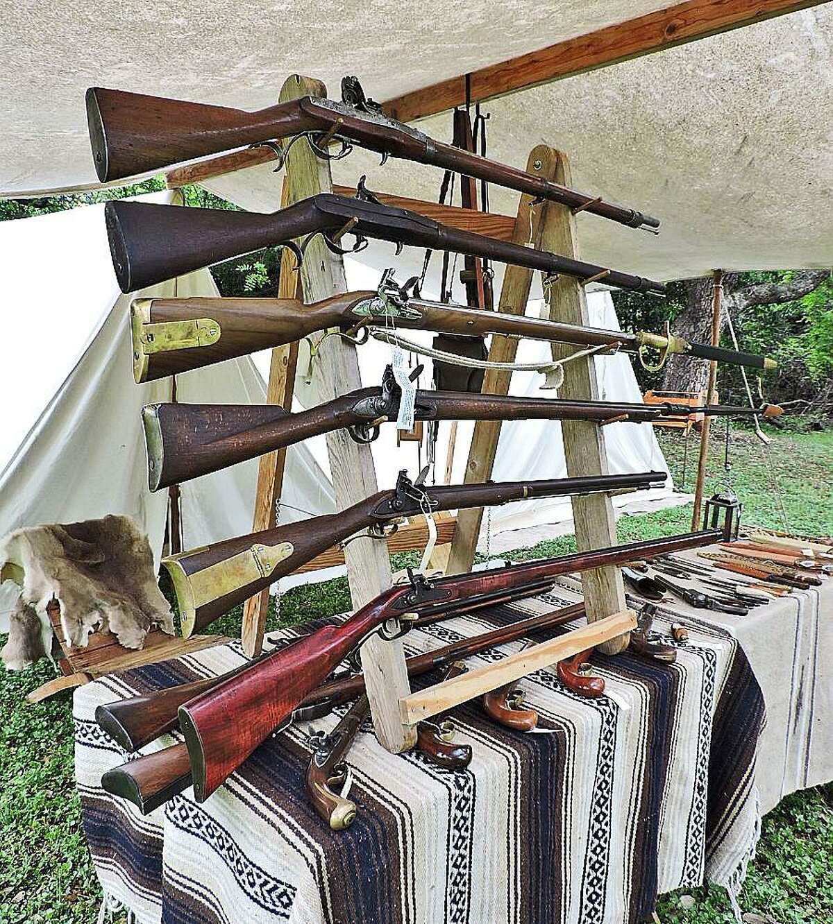 Black powder passion: Modern mountain man breathes life into history