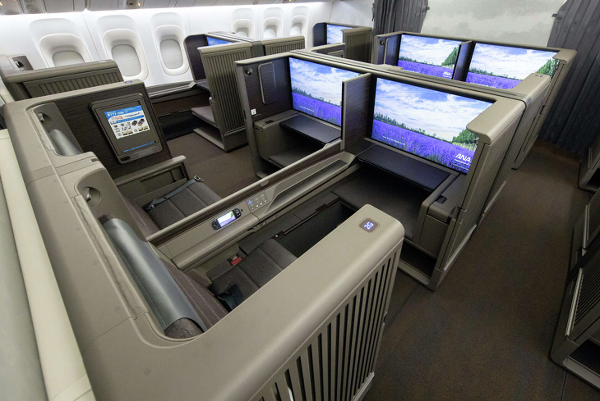 Flying to Tokyo on ANA's B777 set to get a lot nicer