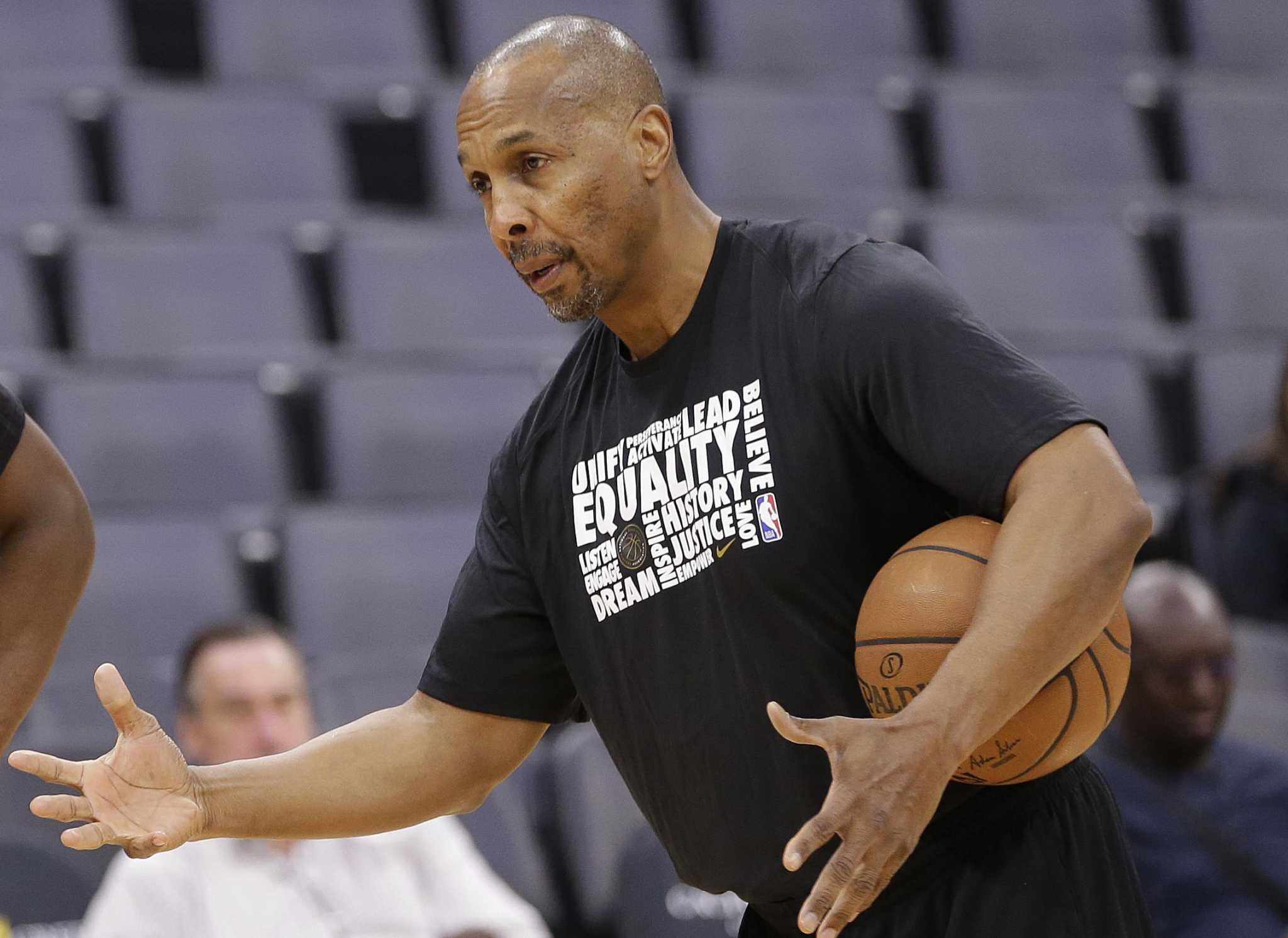 Like the Rockets, Elston Turner is 'hungry' to win it all