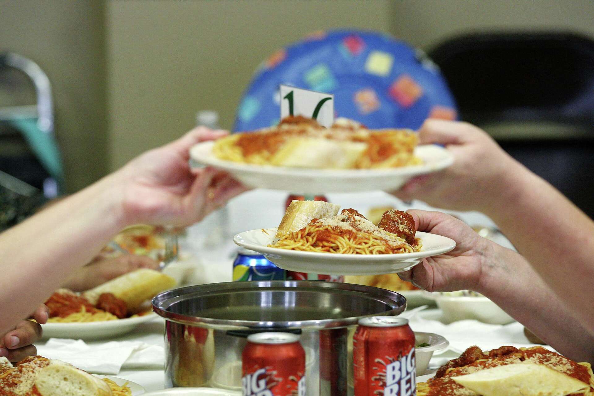 San Antonians support first responders one meatball at a time