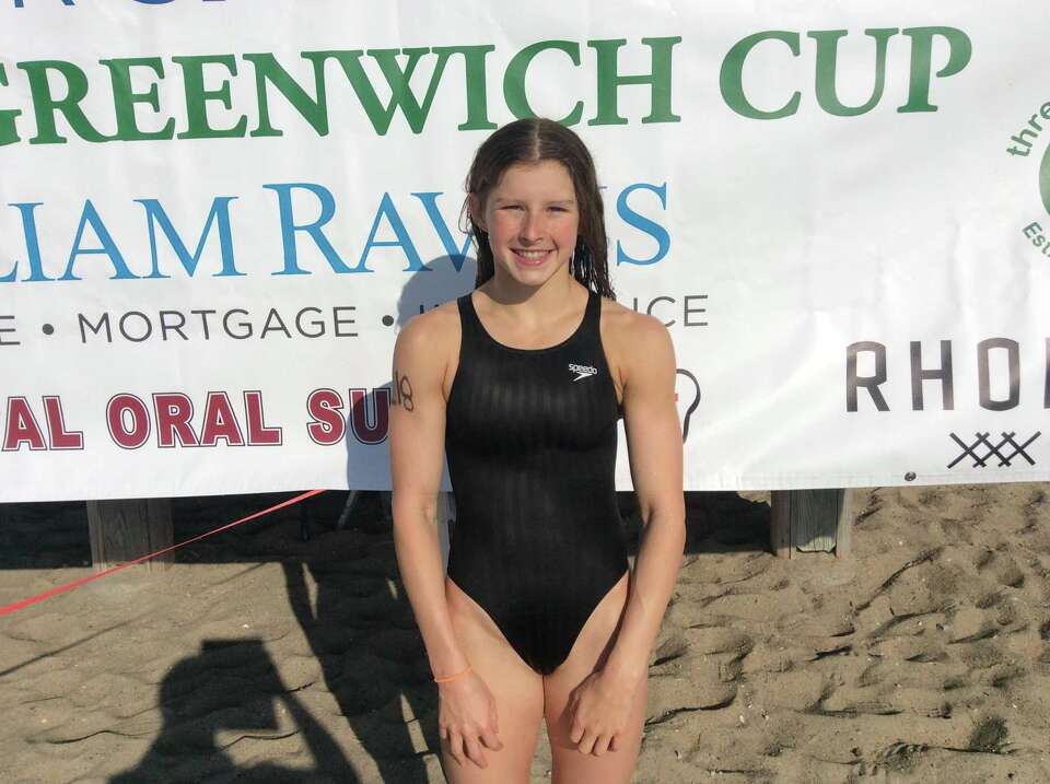Lynch wins Greenwich Point One-Mile Swim for second straight year